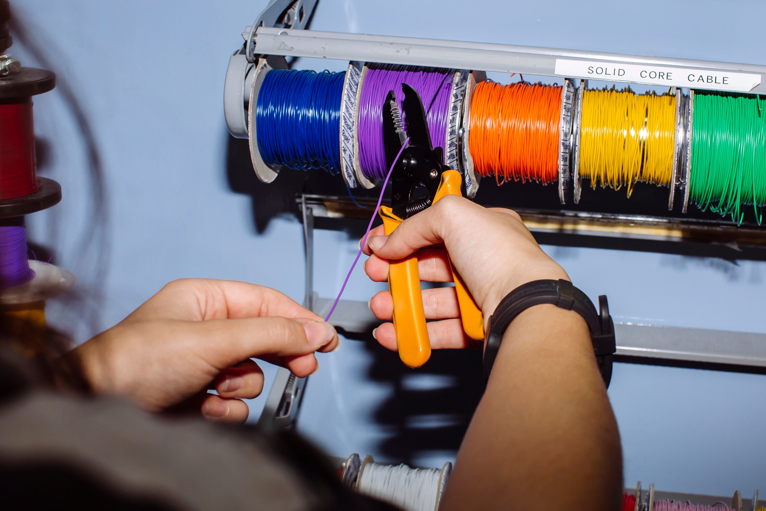 HNC Electrical and Electronic Engineering HNC | University of Portsmouth